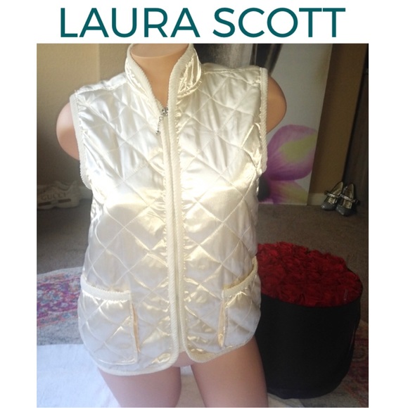 Laura Scott | Jackets & Coats | Laura Scott Quilted Vest | Poshmark